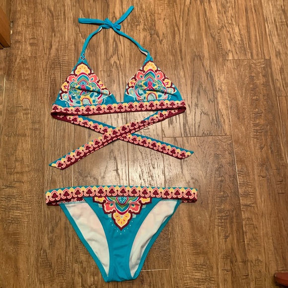 Victoria's Secret | Swim | Vs Bikini Top And Bottoms | Poshmark